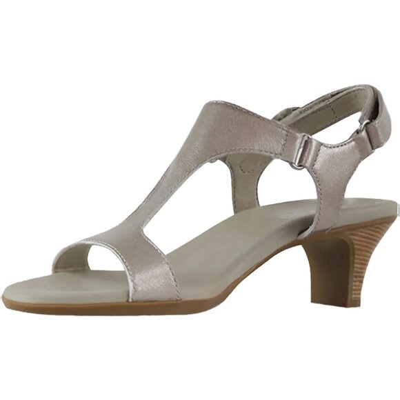 Munro | Shoes | New Munro Marta Sandal Taupe Metalic Leather Size 75n ...